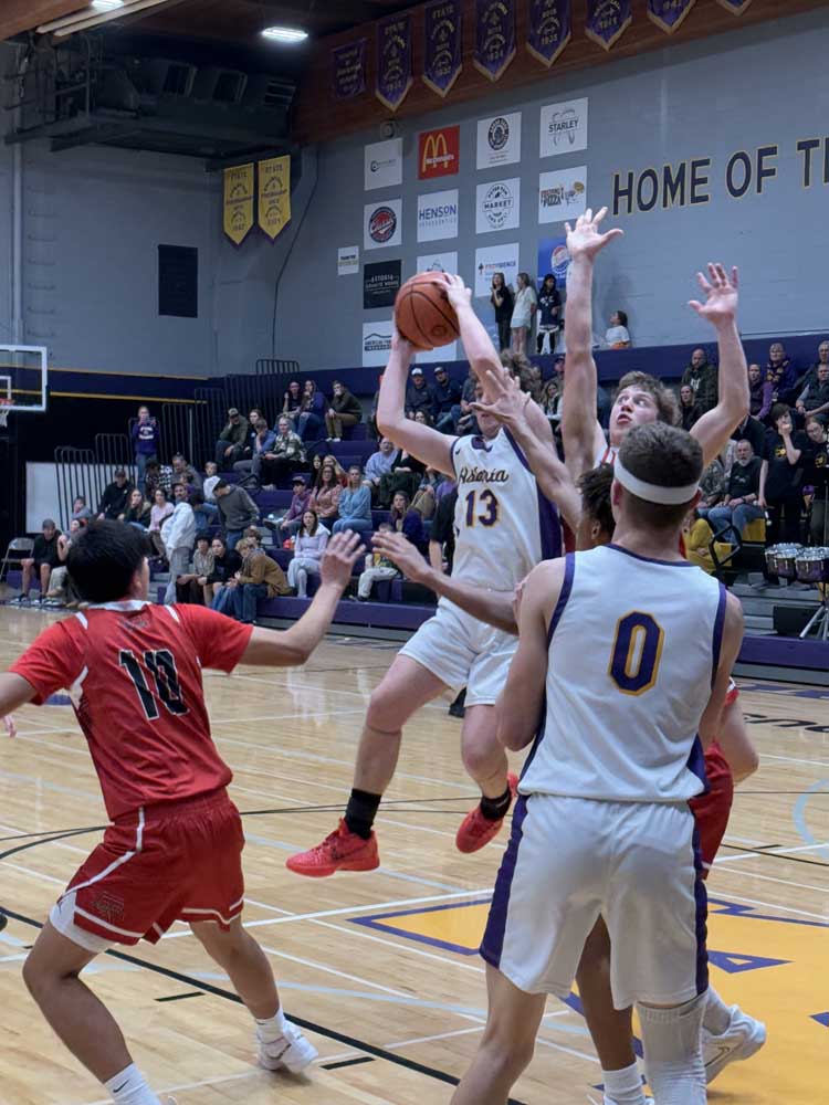 Basketball roundup: Astoria boys win, Knappa keeps rolling | The Astorian