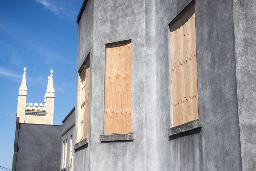 A window to a new life | The Astorian