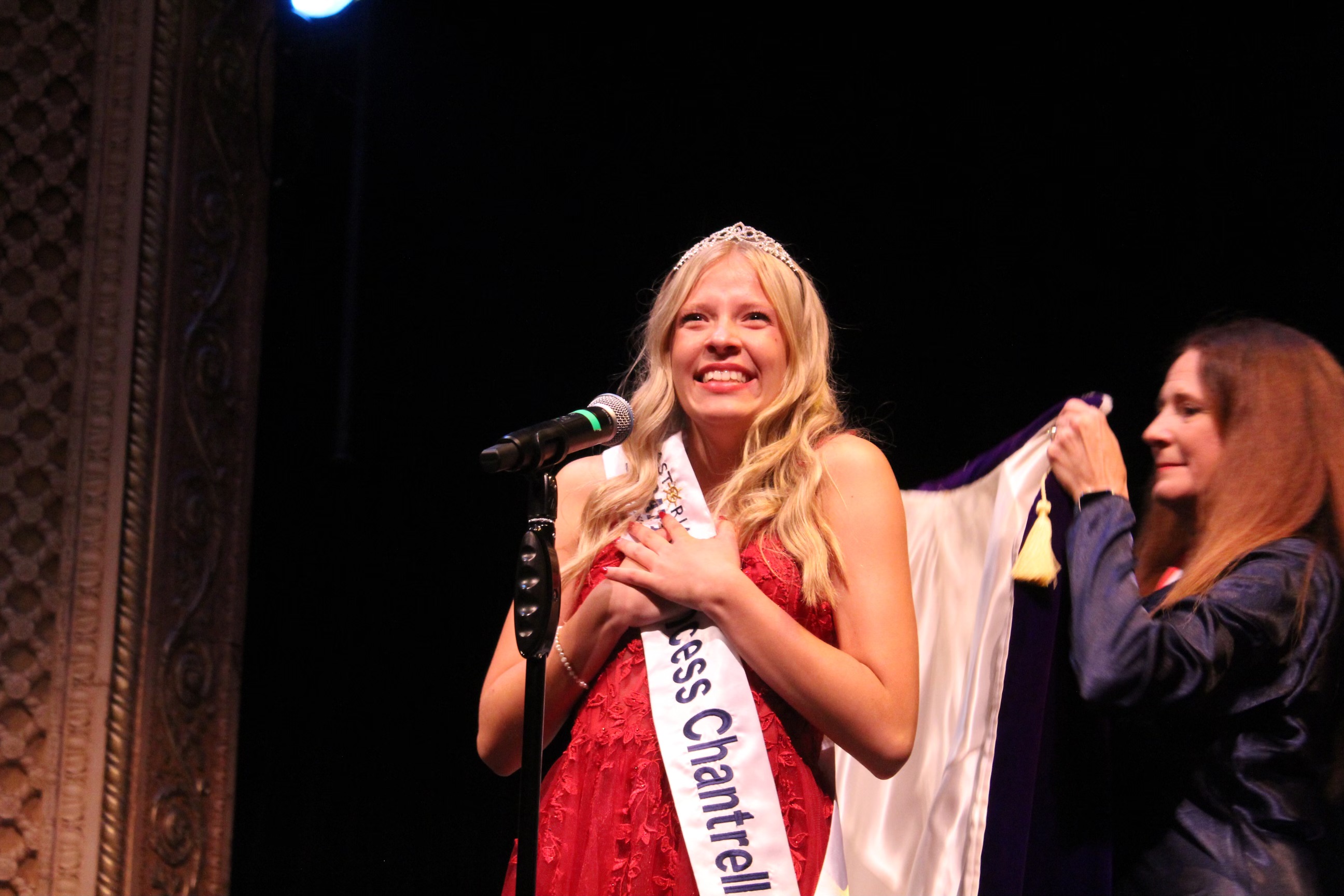 Seaside’s Chantrell Lee crowned Astoria Regatta Queen | The Astorian