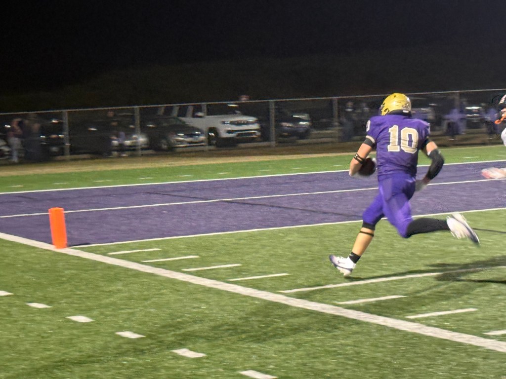 Football: Astoria scores a happy homecoming, Warrenton’s game thrills ...