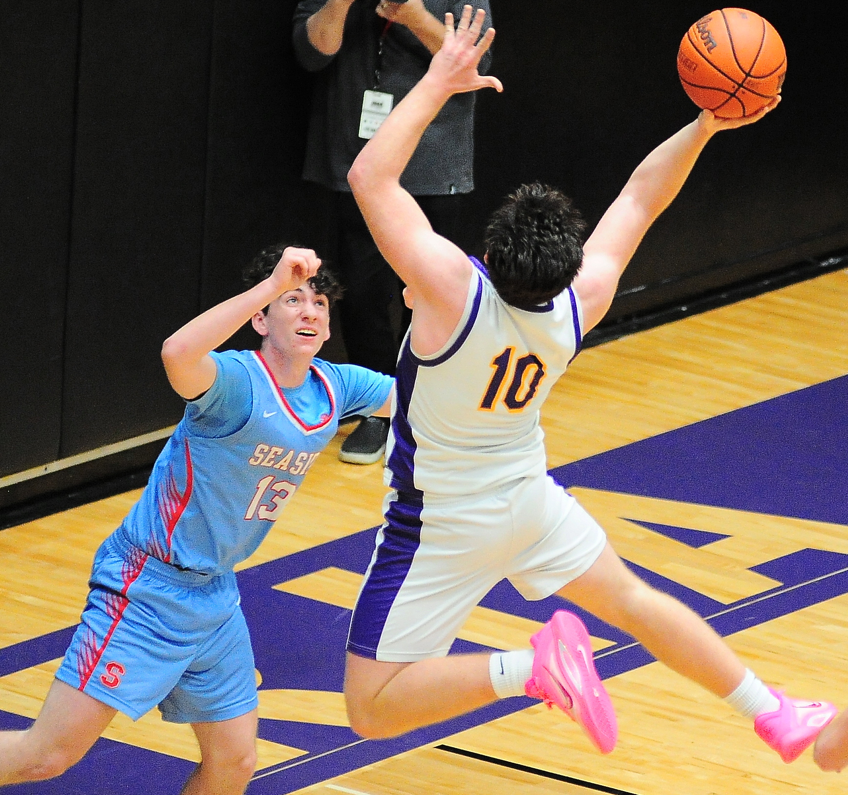 SPORTS: Astoria boys, Seaside girls flip scripts in Clatsop Clash | The ...